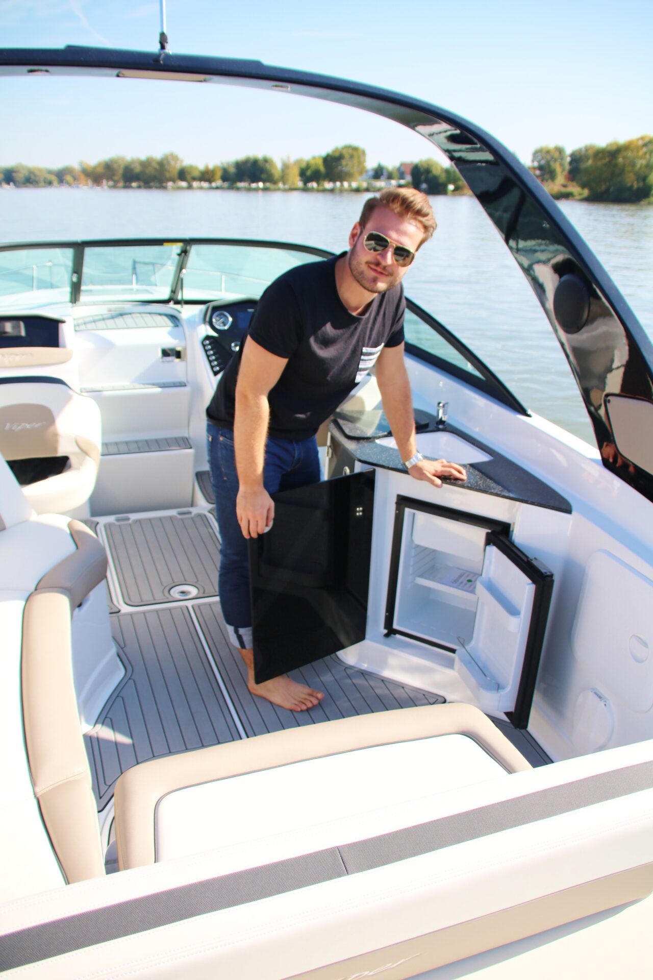 Viper V-Serie - VIPER POWERBOATS